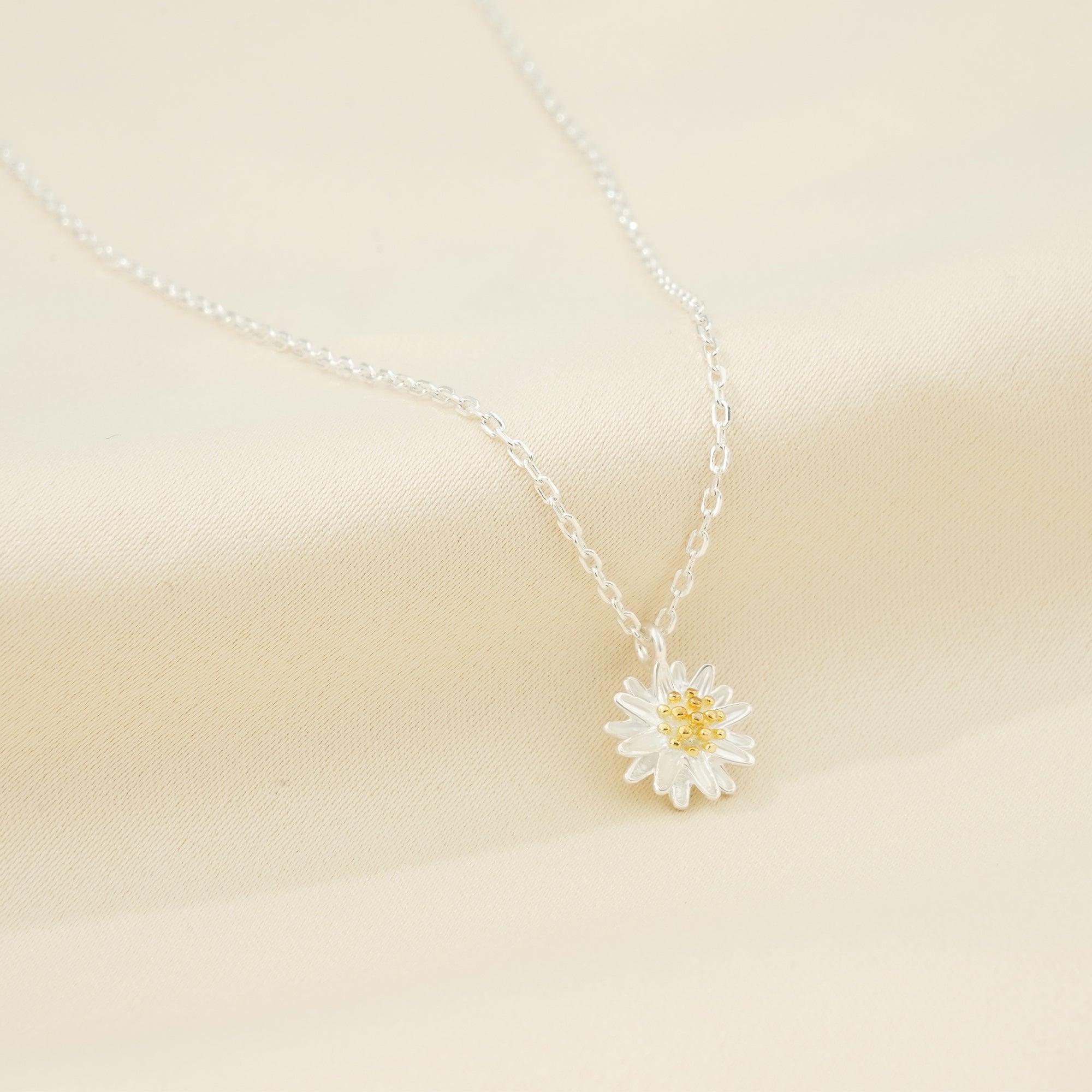 Children's Daisy Necklace – instgifts